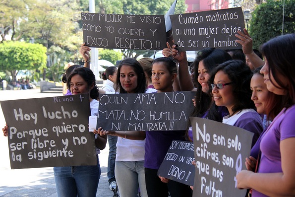 14 libros sobre la lucha de mujeres por la igualdad