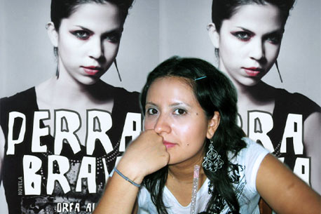 Cómo muerde esa perra