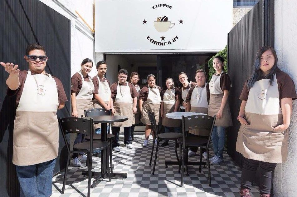 Un café con causa: Cordica 21, la primera cafetería atendida por ...