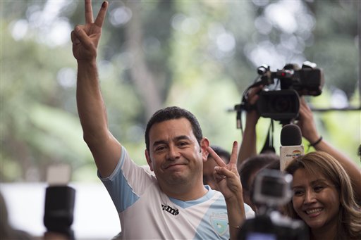 El comediante Jimmy Morales se perfila como nuevo presidente en ...