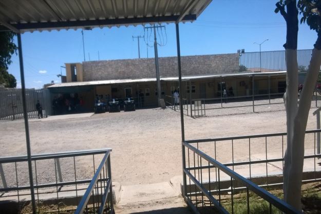 ¡Como de película! Reos escapan de penal de Sonora con una cuerda de ...