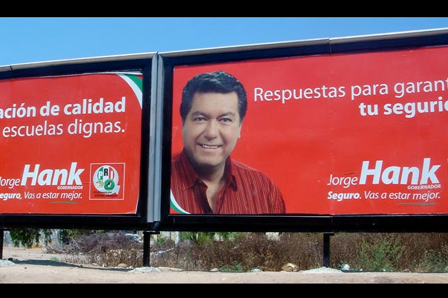 Comparece hoy Hank Rhon