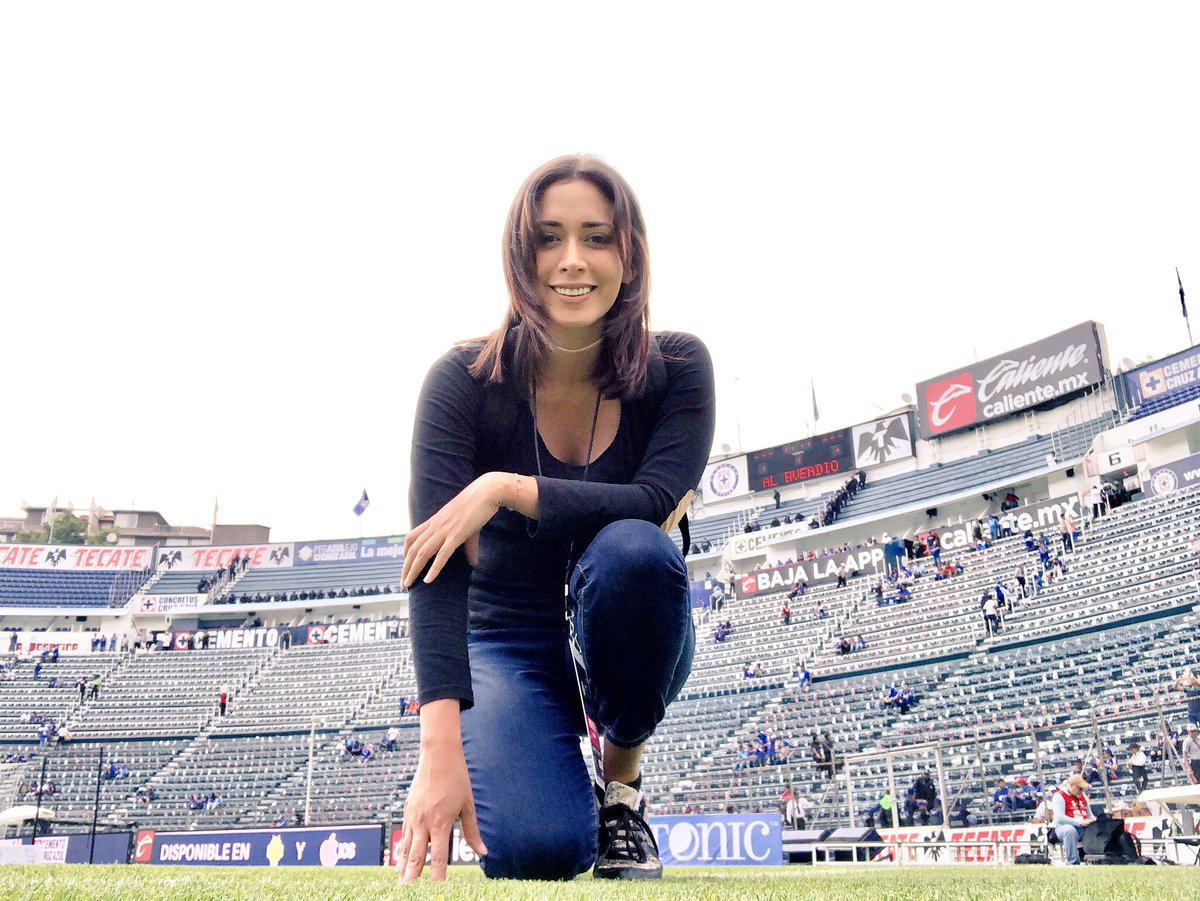 La periodista María Fernanda Mora narra cómo fue el acoso que sufrió en ...