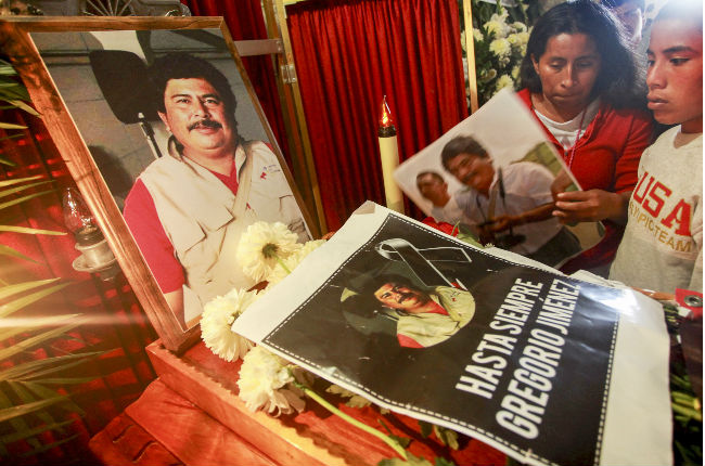 “Hasta siempre Goyo”; periodistas despiden a Gregorio Jiménez (fotogalería)