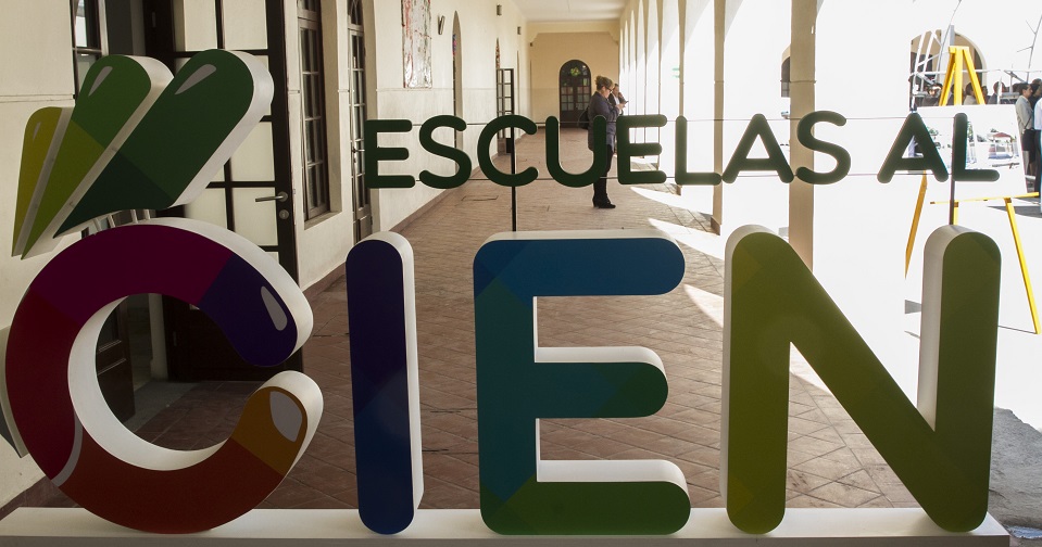 Programa de EPN para mejorar escuelas incumplió meta y no justificó ...