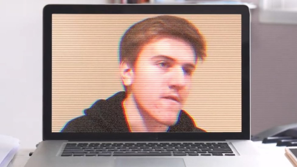 El hacker adolescente que gana 100 mil mdd al año trabajando solamente ...