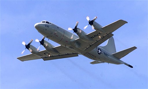 Con qué buscan el avión malayo desaparecido