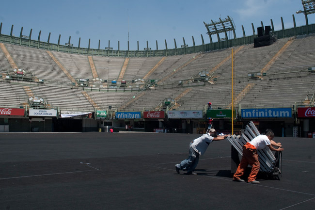 Ordenan clausura del Foro Sol