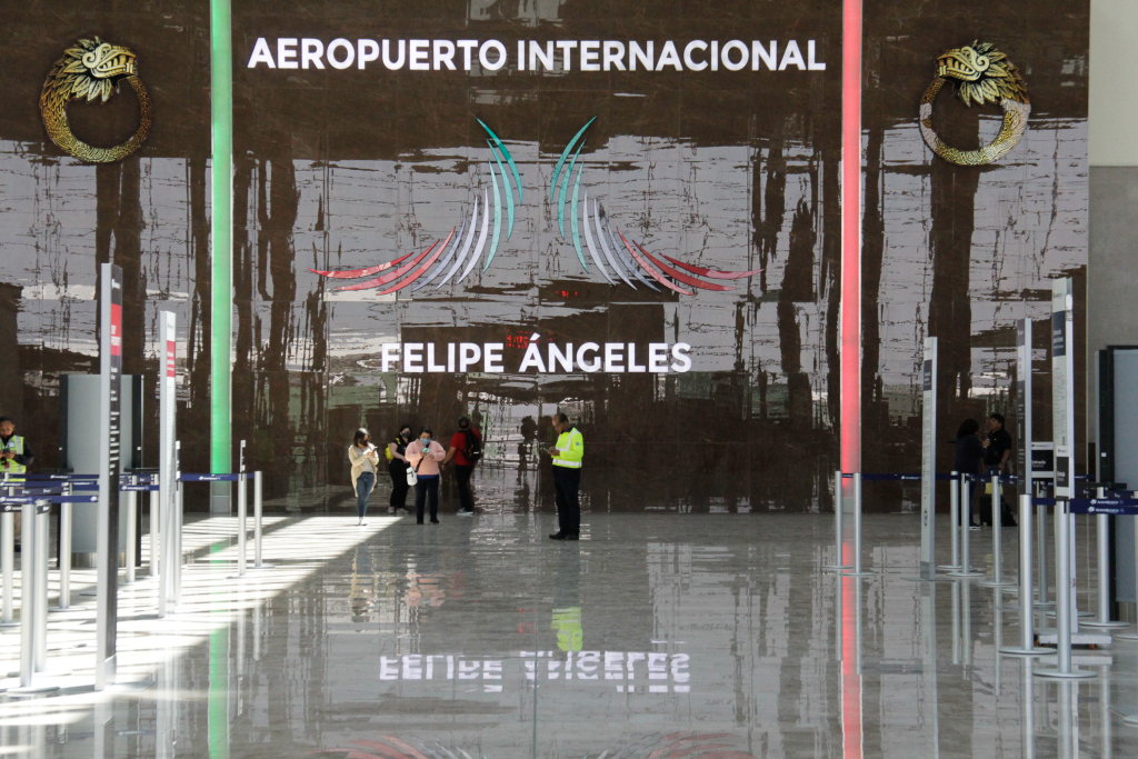 A un año, el AIFA no acaba de despegar: tiene más transporte y accesos ...