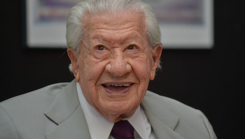 “Cuando tú te apareces, ya no das tiempo de nada”: Muere el gran actor Ignacio López Tarso a los ...