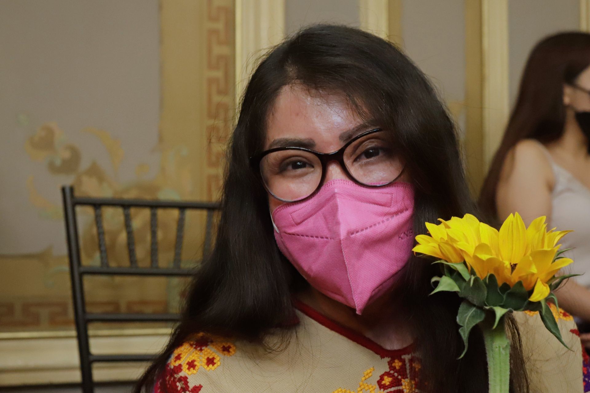 La activista María Elena Ríos presenta en el Senado la iniciativa para ...