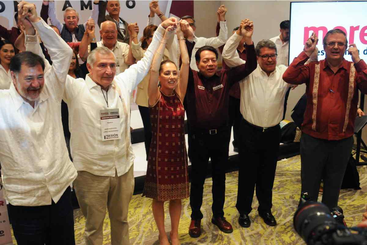 AMLO niega intervención de funcionarios en contienda de Morena, pese a ...