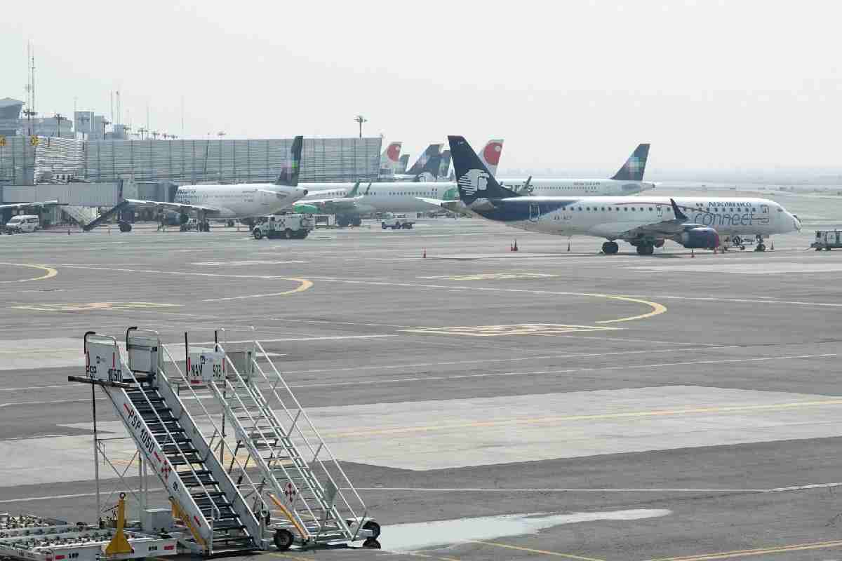 Aerolíneas reaccionan a la reducción de vuelos en el AICM: “afectará directamente a los ...