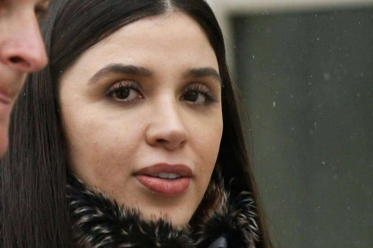 Emma Coronel, esposa del “Chapo”, queda en libertad condicional tras ...