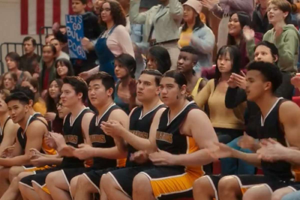 Los extras en ‘Prom Pact’ de Disney no son de IA, pero sí fueron ...