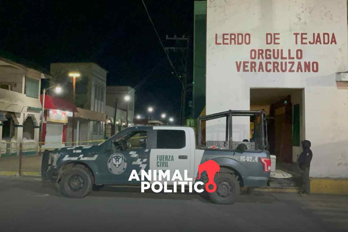 Pobladores queman Palacio Municipal de Lerdo de Tejada en Veracruz tras ...