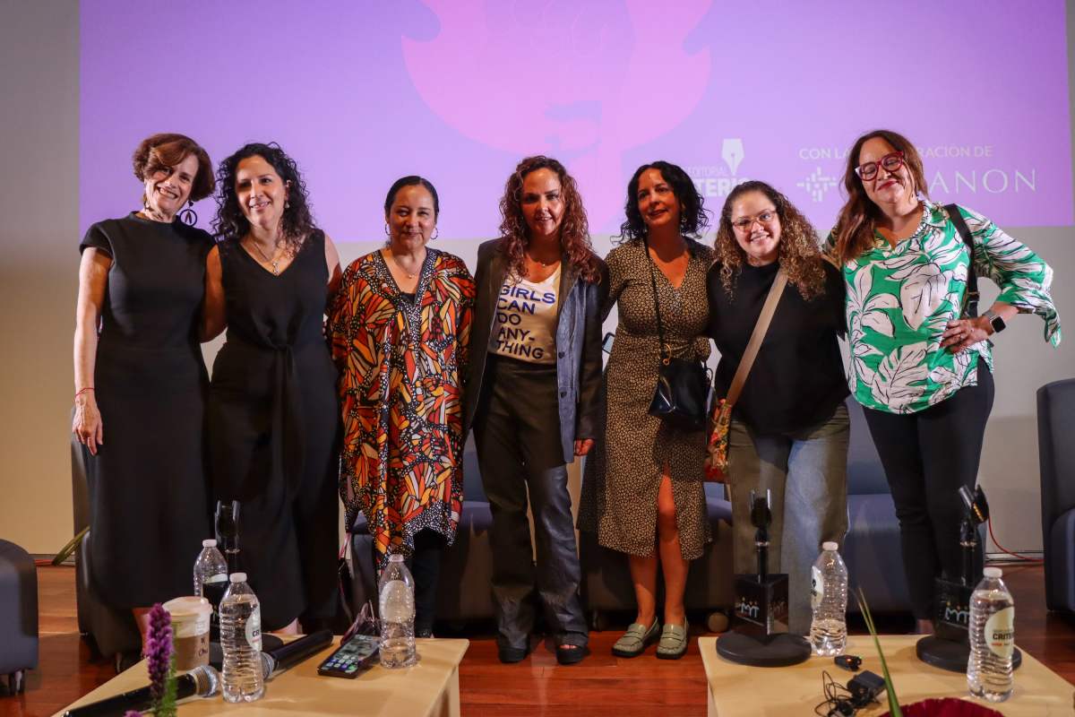 Analizan expertas el ejercicio del poder en las mujeres