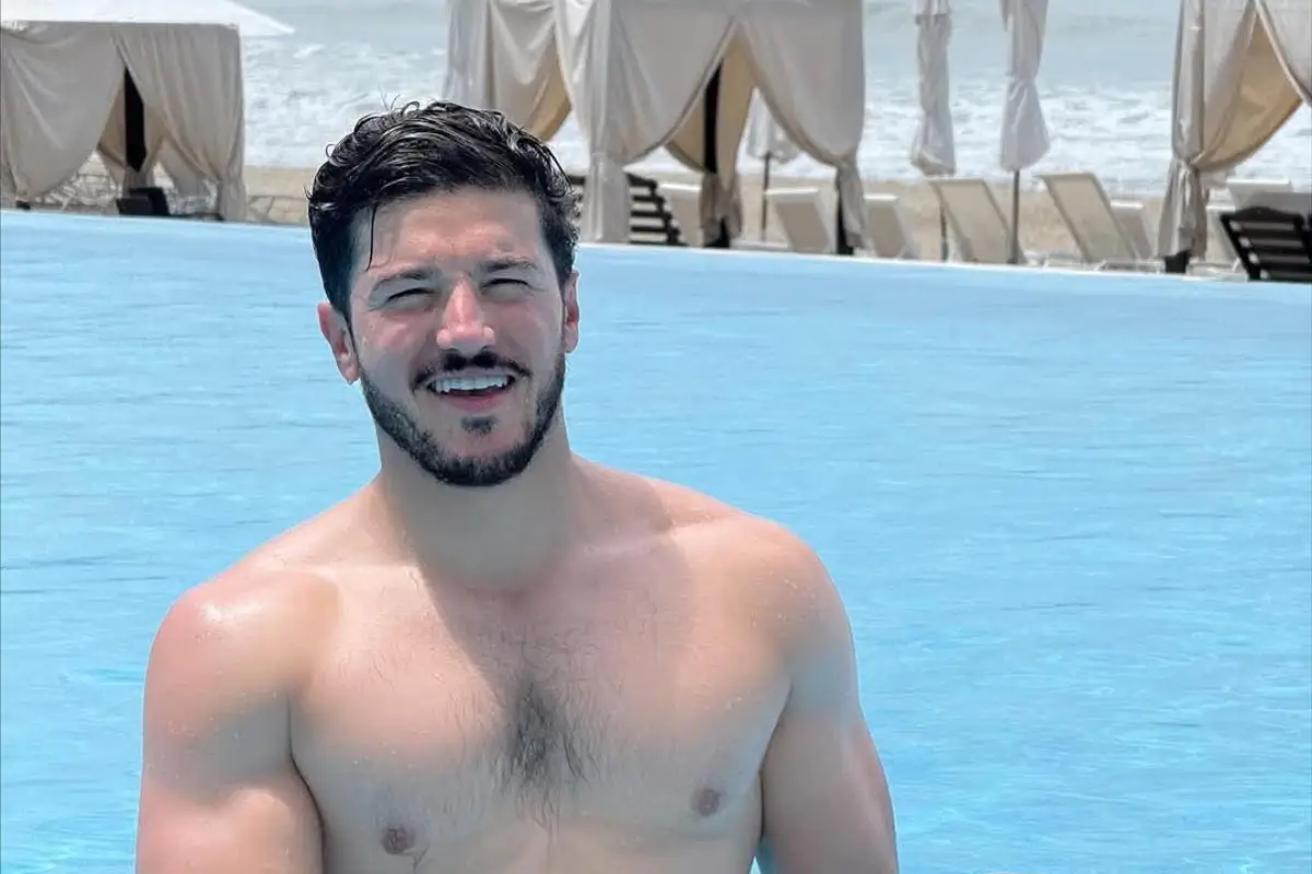 Una receta de influencer con política: Samuel García se quita la camisa ...